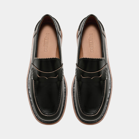 Shoes – Vaatturiliike Sauma Oy